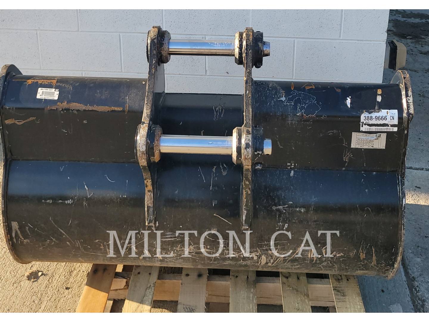 Caterpillar 308GRADINGBUCKET Bucket for sale in MILFORD, MA | IronSearch